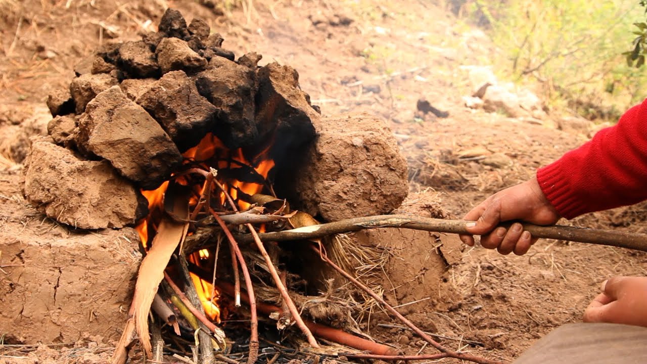 Huatia: The Ancient Earth Oven Feast of the Andes